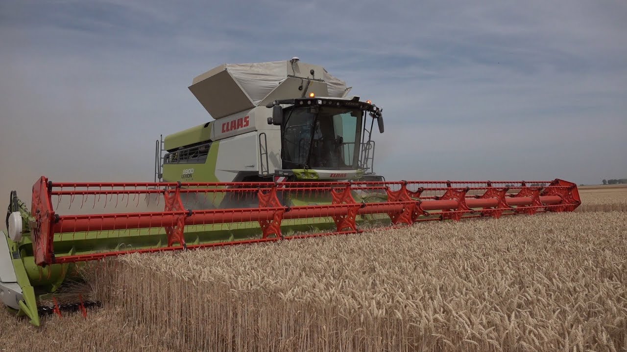 New Claas Lexion 2020 combine - YouTube