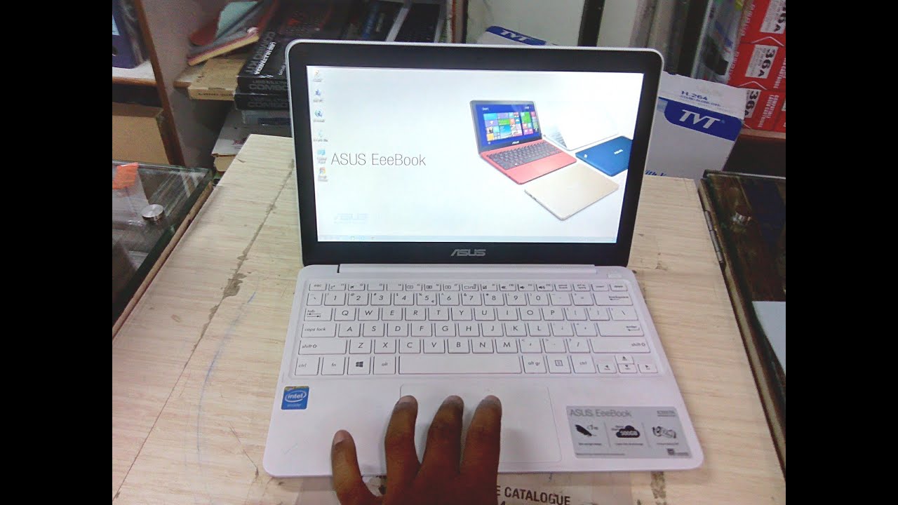 Unboxing Asus EeeBook X205TA Notebook Hands On & Review - YouTube