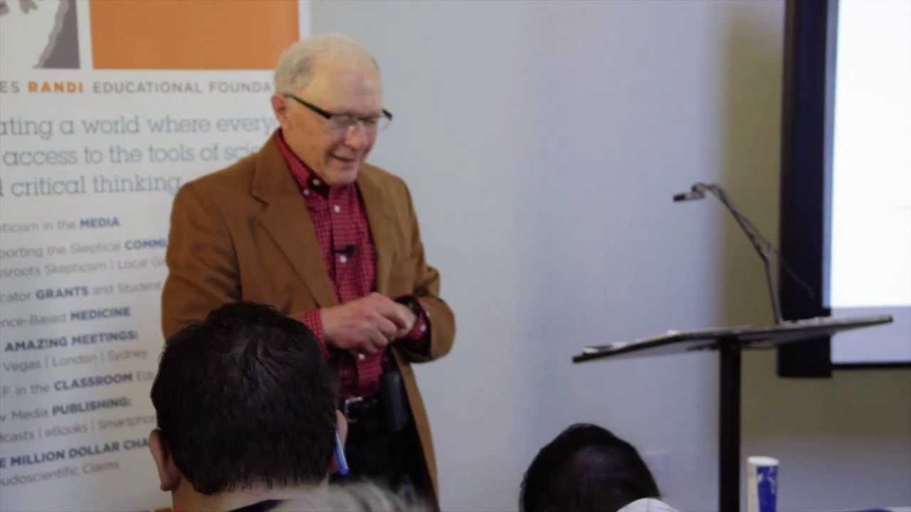 Lecture 1: The Keys to Critical Thinking - YouTube