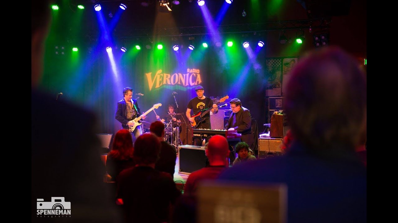 The Veldman Brothers live @ Veronica Countdown cafe - I want you. - YouTube