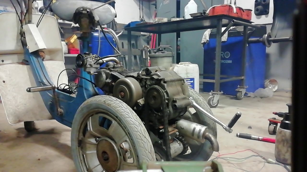 firing up the mk2 bsa Ariel 3 - YouTube