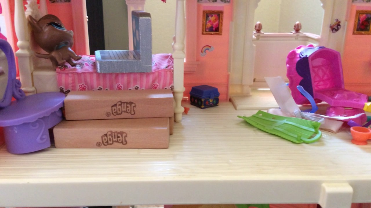 LPS cleaning my room part1 - YouTube