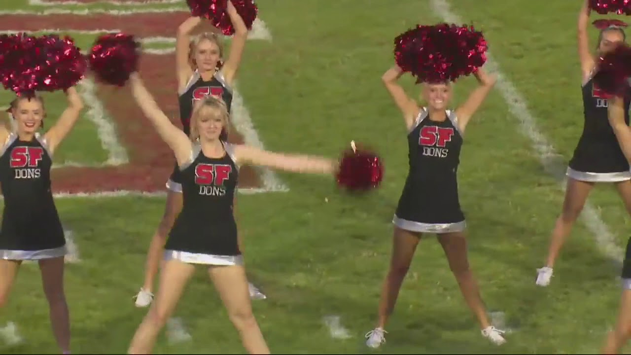 SFHS Cheerleaders MMHS vs Spanish Fork Halftime August 31st 2018 - YouTube