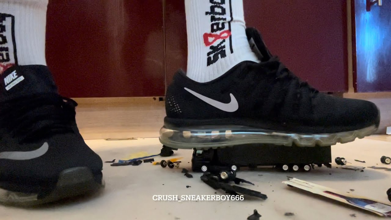 Nike Air Max 2016 crush, stomp, trample Modell Toy Trucks - YouTube
