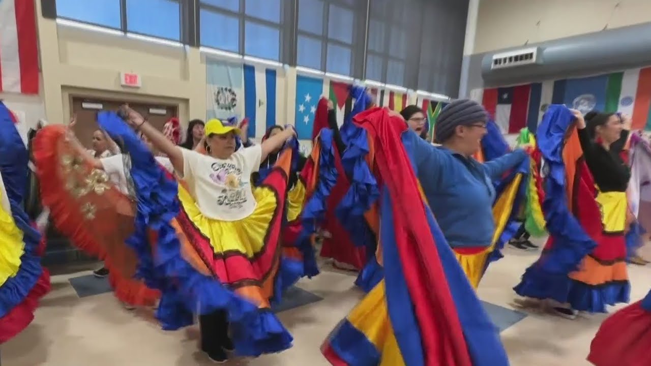 Carnaval San Francisco group La Cumbiamba Colombiana features ...