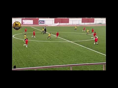 SEVİYORUM BU OYUNU.#football #futbol #altyapı #shortvideo #skills  