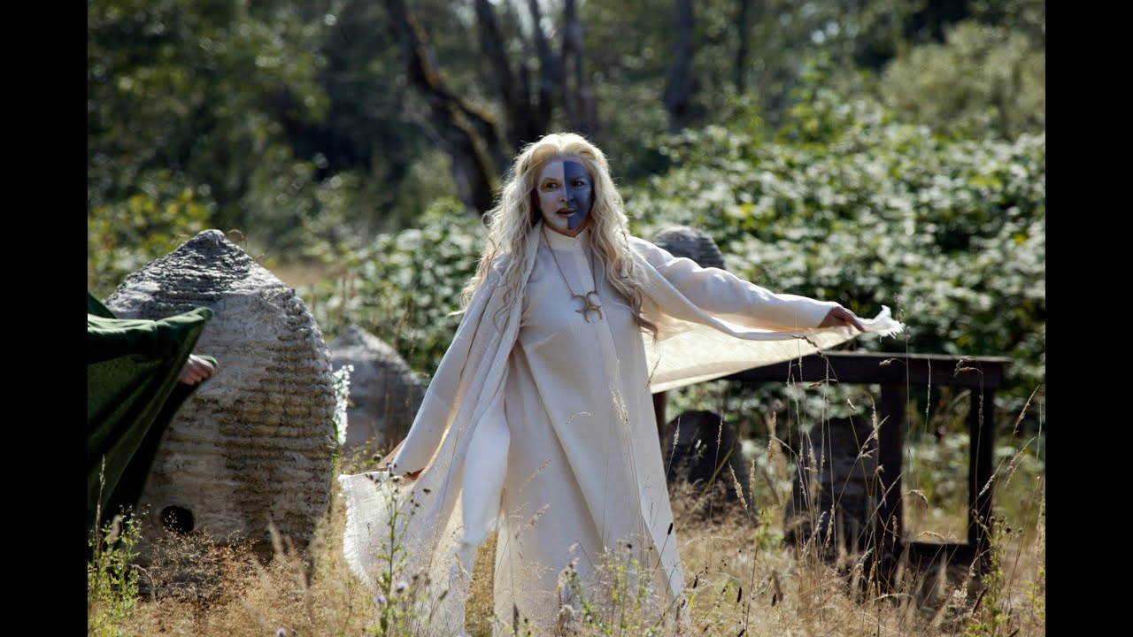The Wicker Man Remake Is Completely Deranged - YouTube