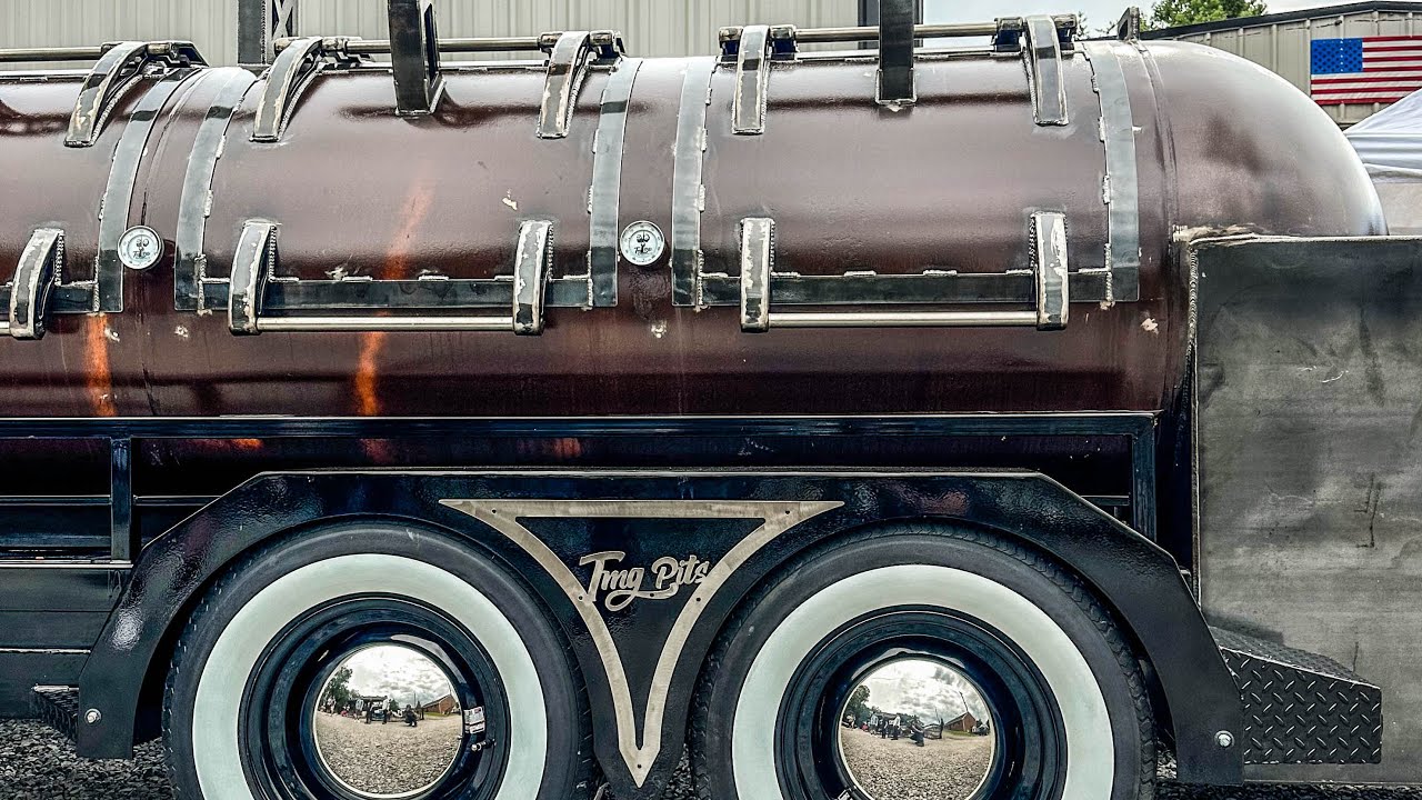 Lone Mountain Barbecue's TMG 1000 Gallon Pit - YouTube
