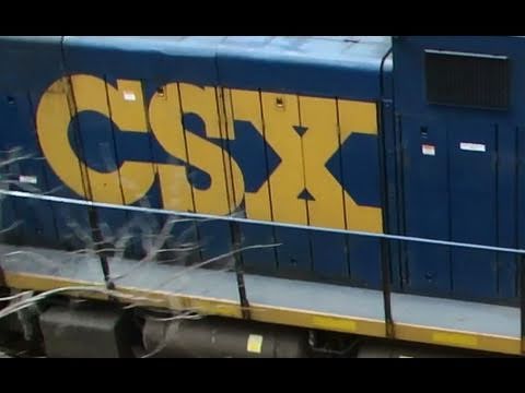 CSX Train Q174-28 in Elkridge - YouTube