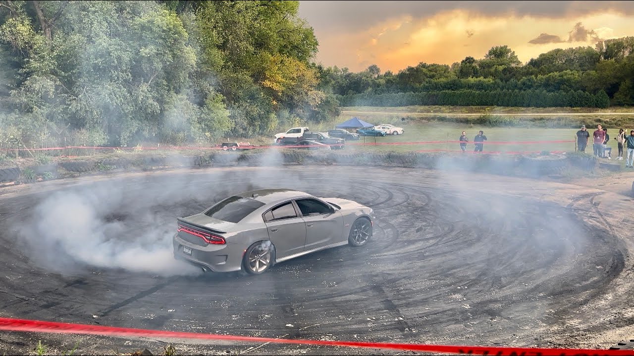 WARM UP SESSION AT THE LEGAL DONUT PIT IN MINNESOTA!!! - YouTube
