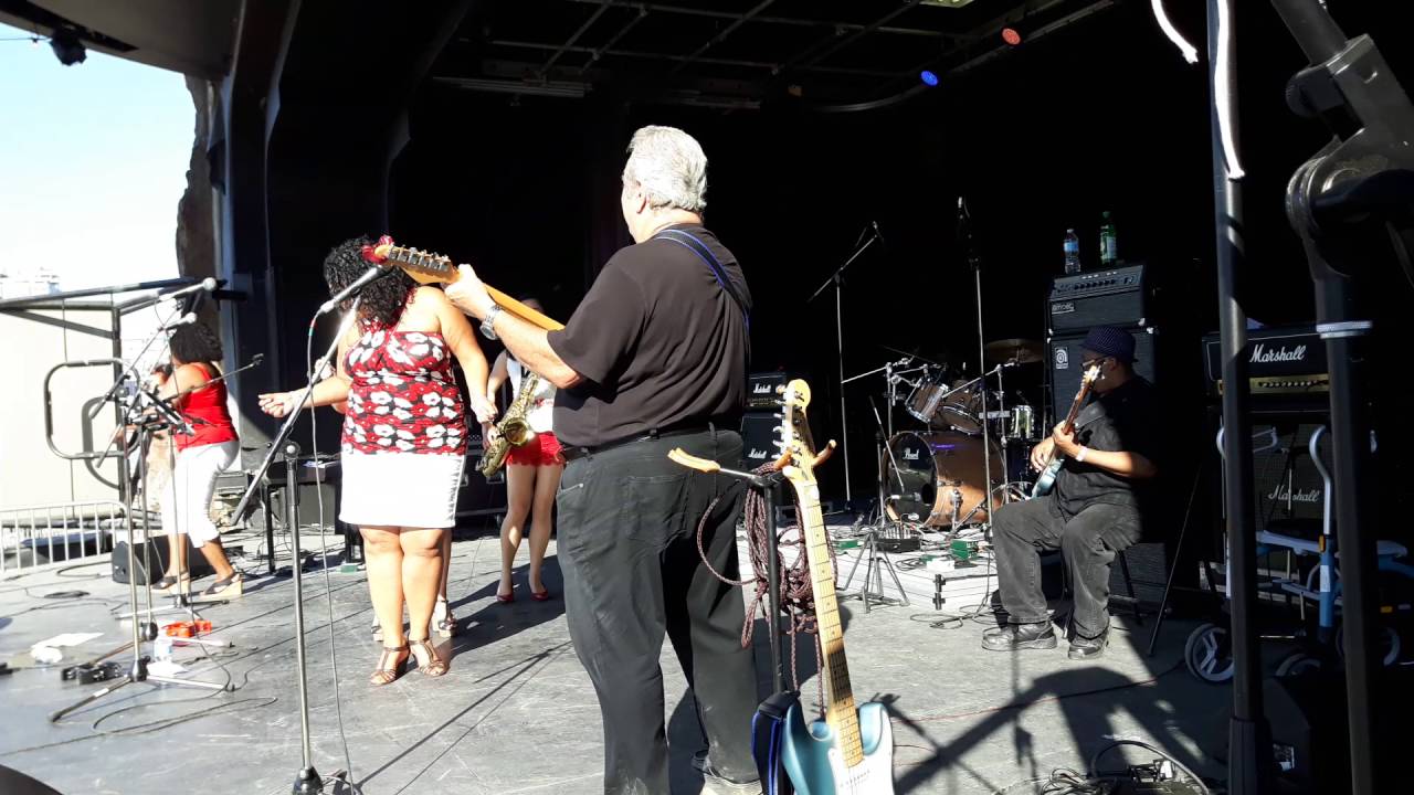 BackTrack Band Toronto Live at Ontario Place Mac 'n Cheese Festival - 3 ...