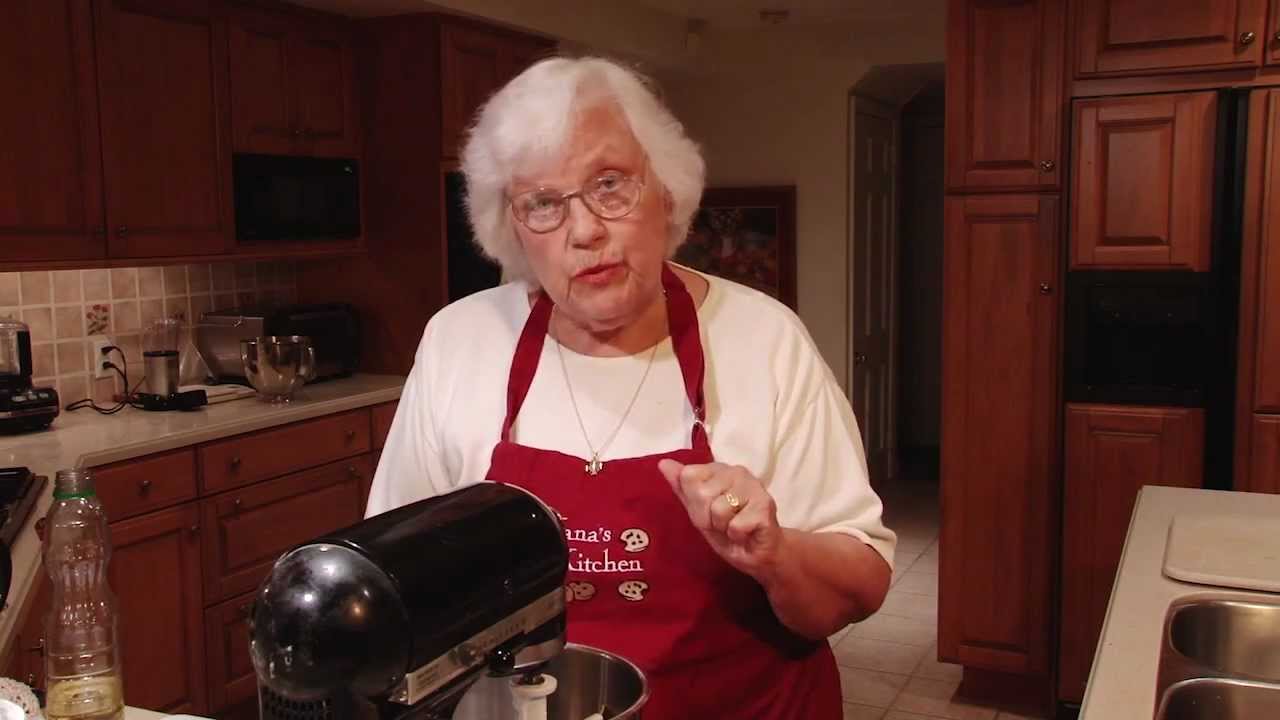 Coffee Cake: Nana's Cookery Tips & Tircks - YouTube