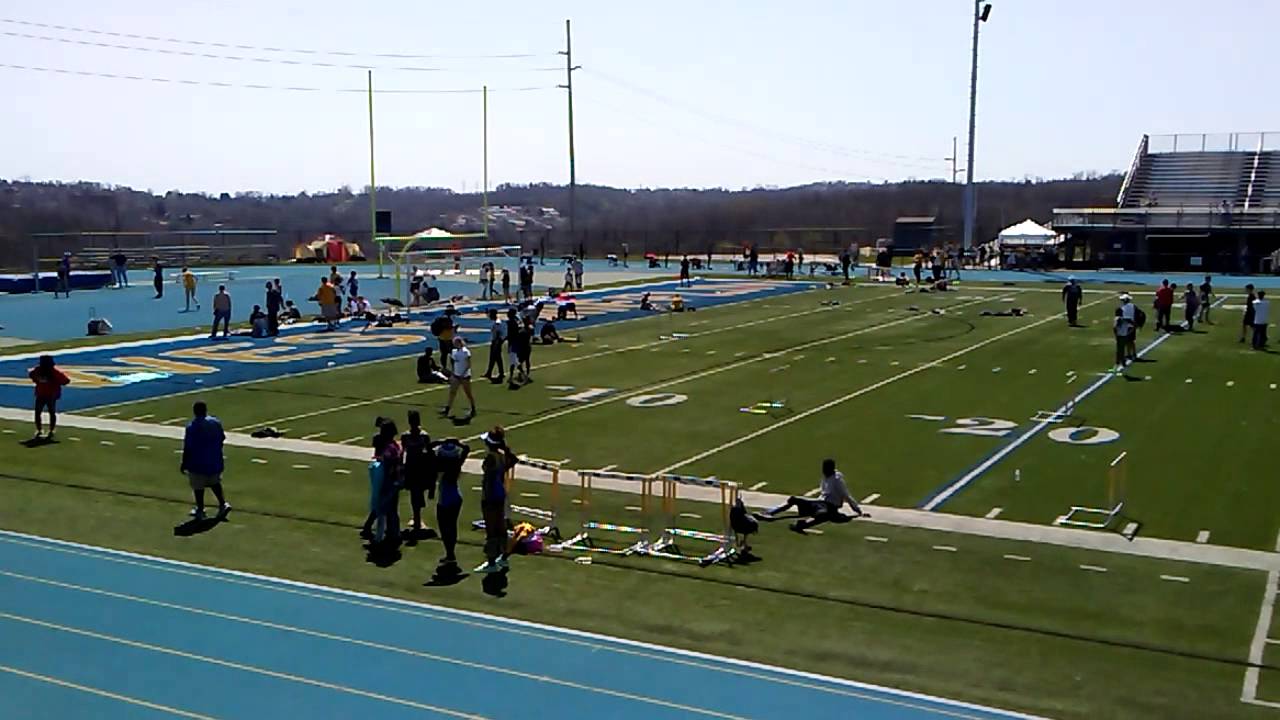 Penn hills Alex trower 200m 2016 - YouTube