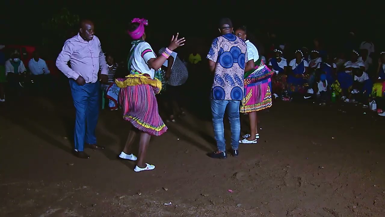 Xibelani Dance - Bana Mincino - Part 6 @ Innocent & Khongelani Wedding ...
