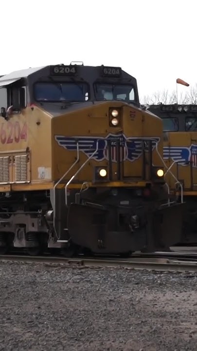UP 6204 leads manifest/switching train. - YouTube
