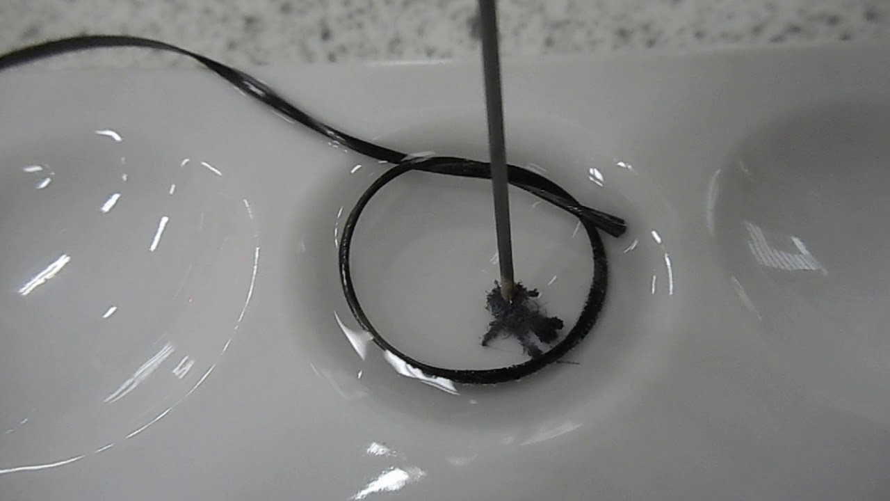 Microscale electrolysis of lead nitrate solution DSCN0160 - YouTube