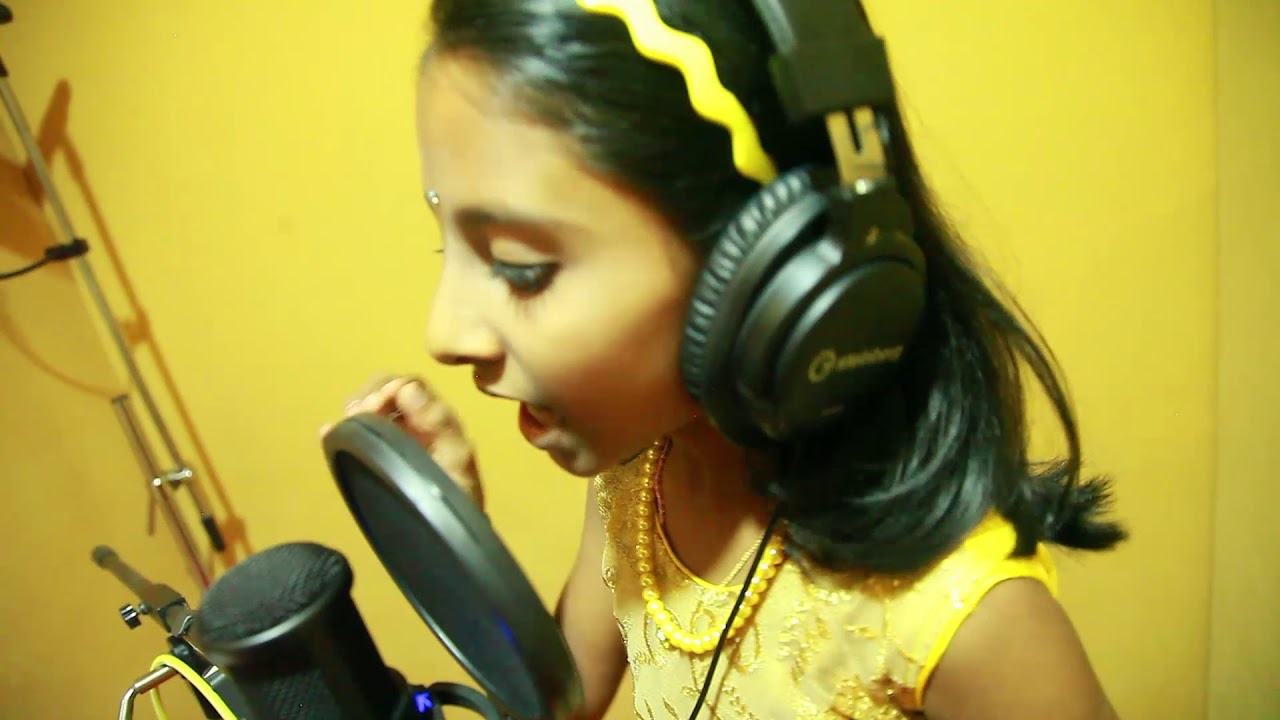 03 ANJALY JOSEPH : VENNILA NARU PUNNAYAMA - YouTube