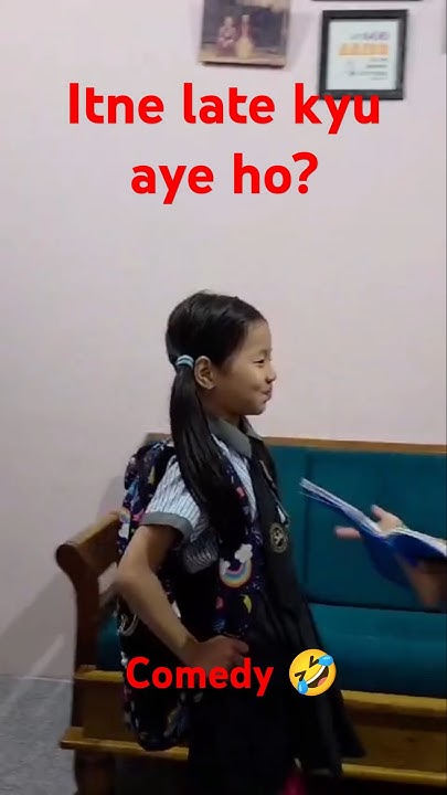 Itne late kyu aye ho? #funny #trending #twinsister - YouTube