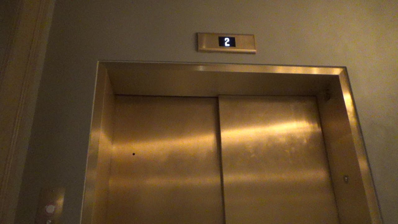 Kone EcoSpace Elevator (Car B) at Restoration Hardware, Yorkdale Mall, North York, ON, Canada ...