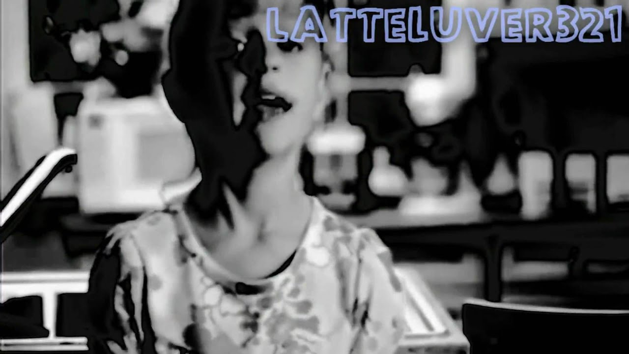 Joey King - Smile - YouTube