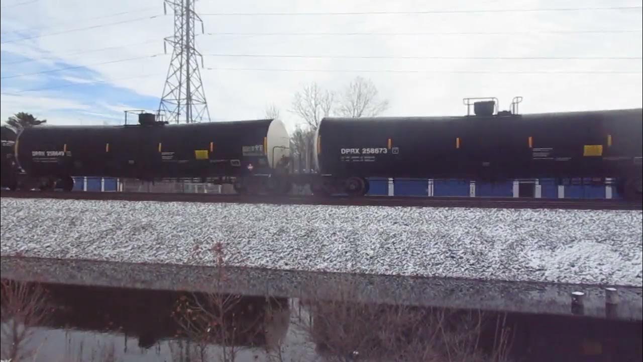 Norfolk Southern southbound mixed freight train at Cooke Road in Columbus Ohio. - YouTube