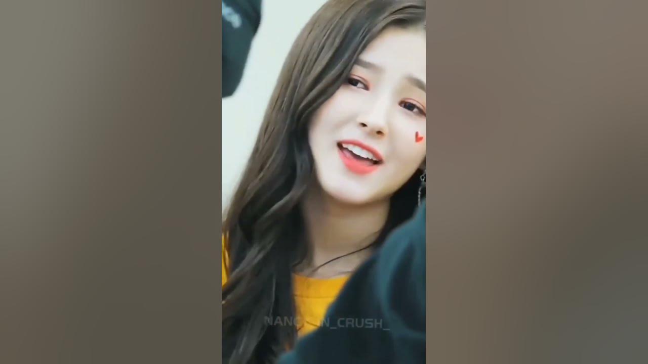 Nacy Momoland Cuteness 🖤🖤🖤pinit46topwrpinit46topwrpinit46topwr