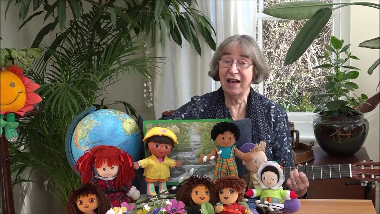 Now I walk in beauty - a traditional Navajo prayer - YouTube