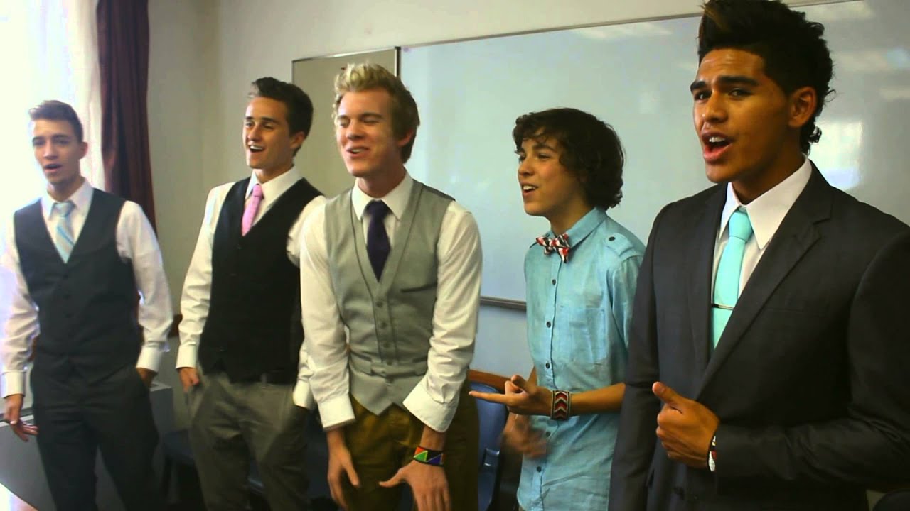 Beyond 5 sings for the Mongolian volunteers who helped them while they ...