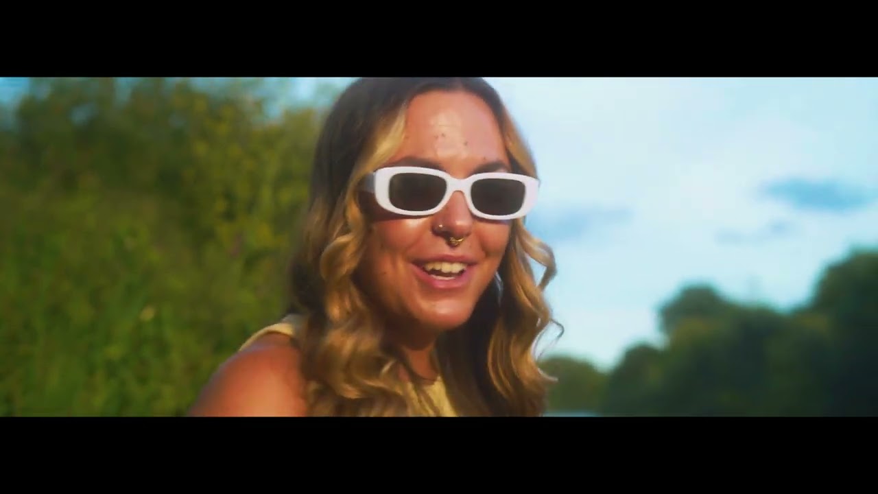 White Tees - Hannah Mac prod. Harlem Ralph - YouTube