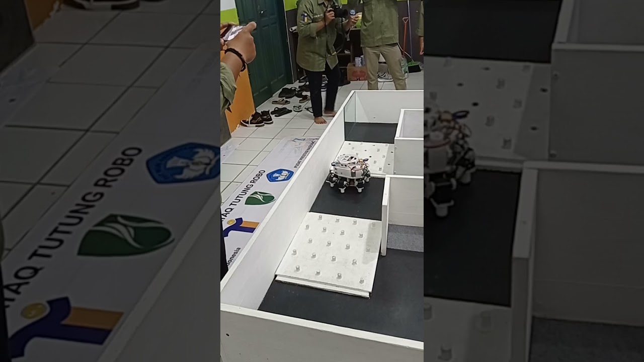 Final KRI 2021 divisi KRSRI Robotik POLNES #MataqTutungRobo.. - YouTube