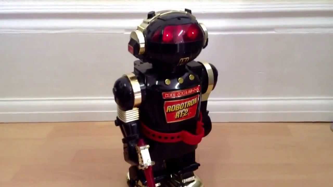 Vintage Robot Robotron RT-2 by New Bright Hong Kong. SMOKING!! - YouTube