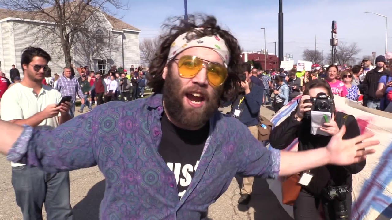 Trump Rally Backflip - YouTube