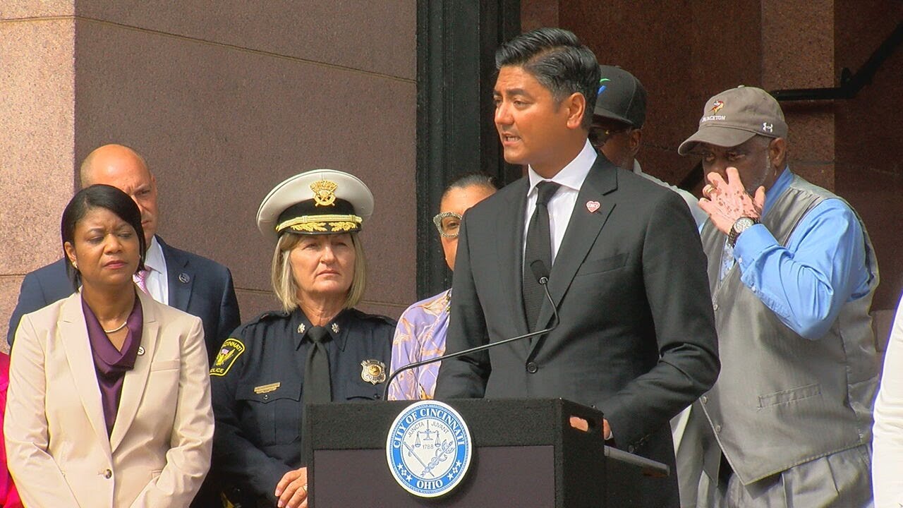 Cincinnati mayor leads delegation from Southwest Ohio on visit to ...