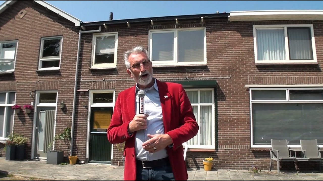 Tussenwoning Enkhuizen Lange Tuinstraat 42 met introductie RE/MAX makelaar Han van Wijk - YouTube