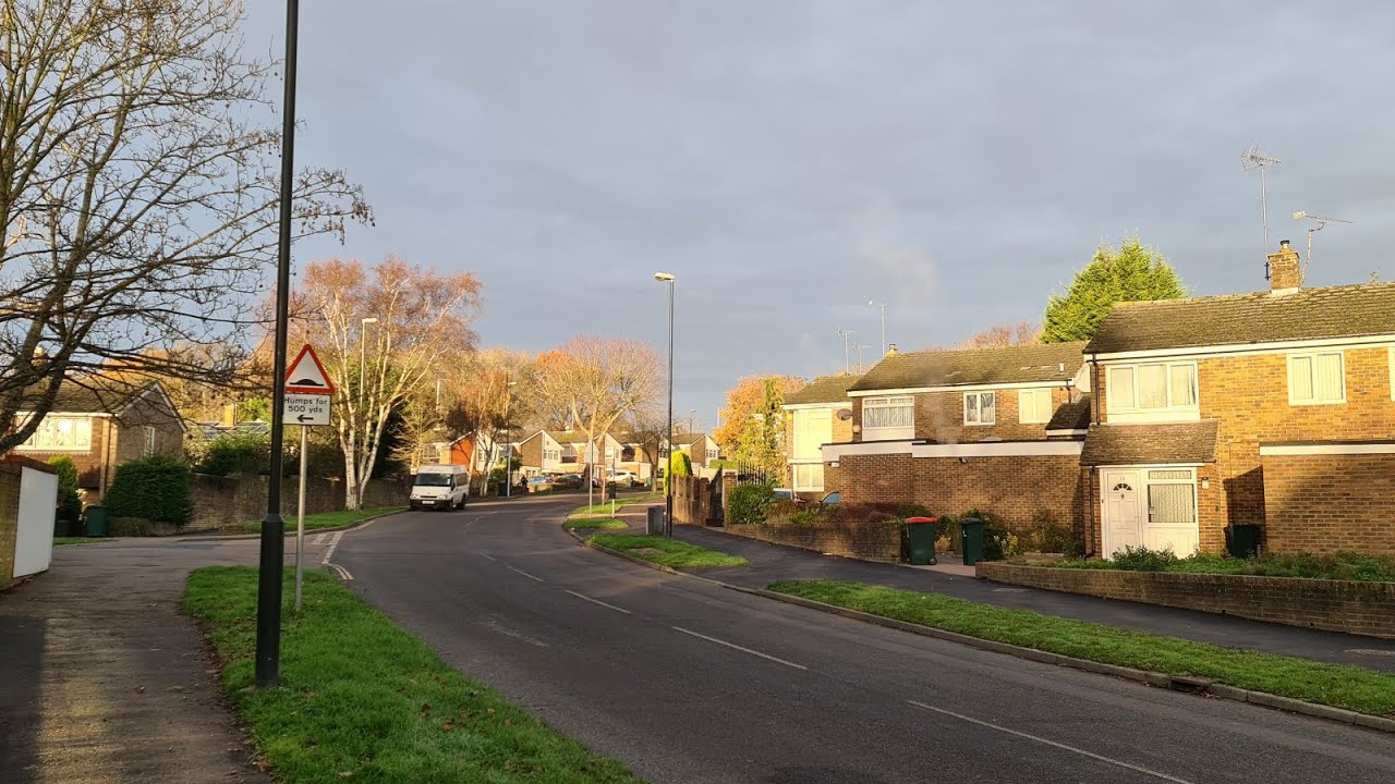 Crawley West Sussex United Kingdom 🇬🇧 Vlog 1 - YouTube