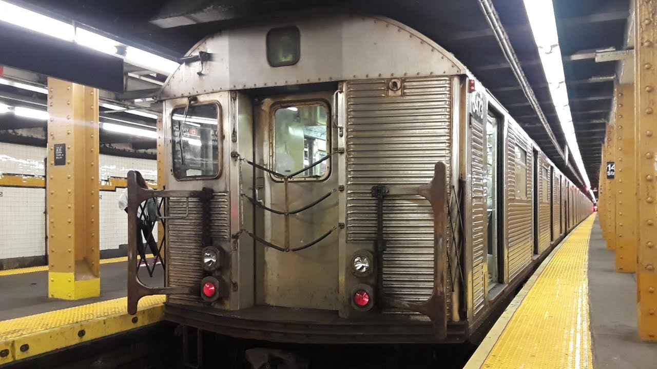 The R32 train action on the (A)/(C) lines (Happy 55 years of service ...