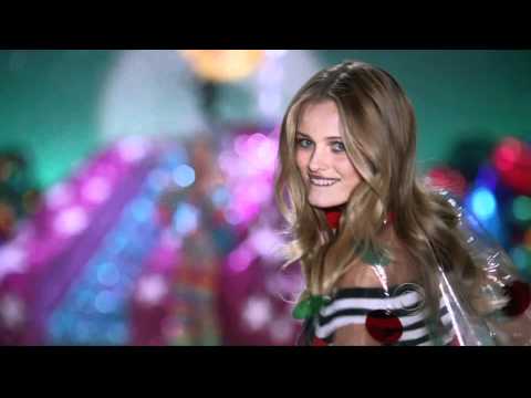 Katy Perry- Victoria's Secret Fashion Show 2010-2011 HD 1080p!!!!