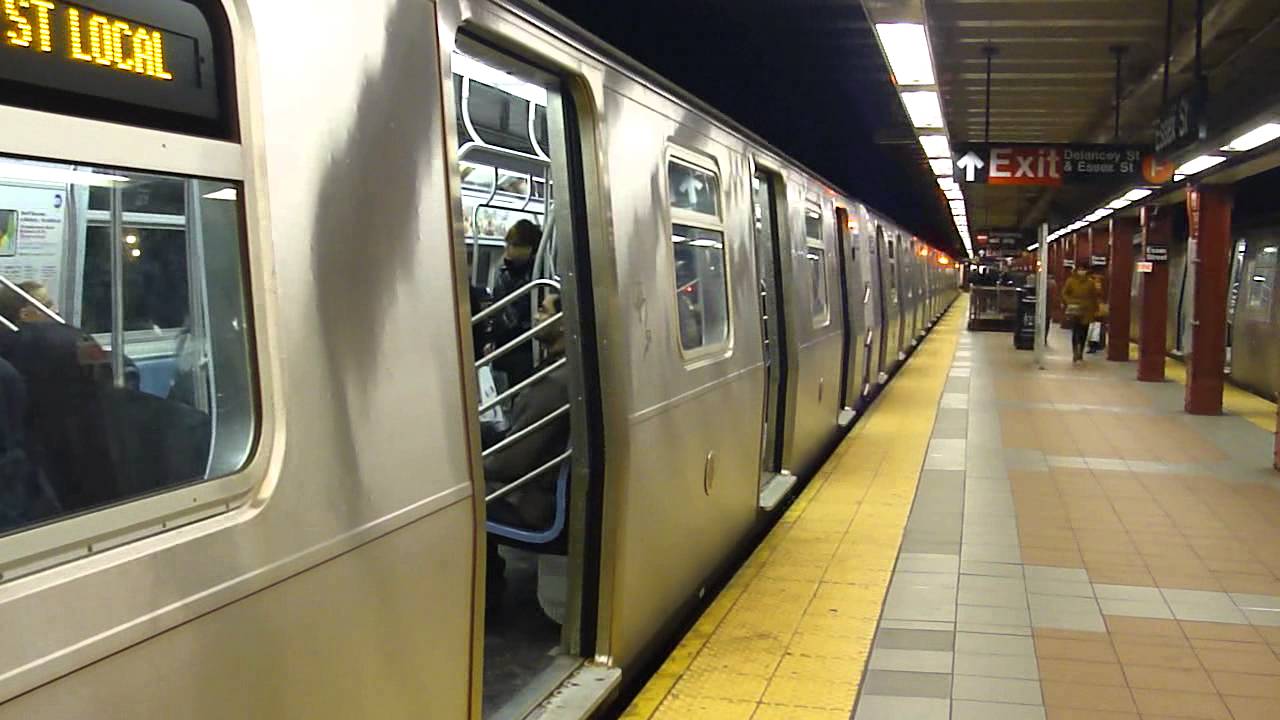 BMT Nassau St Line: R160A-1 J Train at Essex St-Delancey St (Brooklyn ...