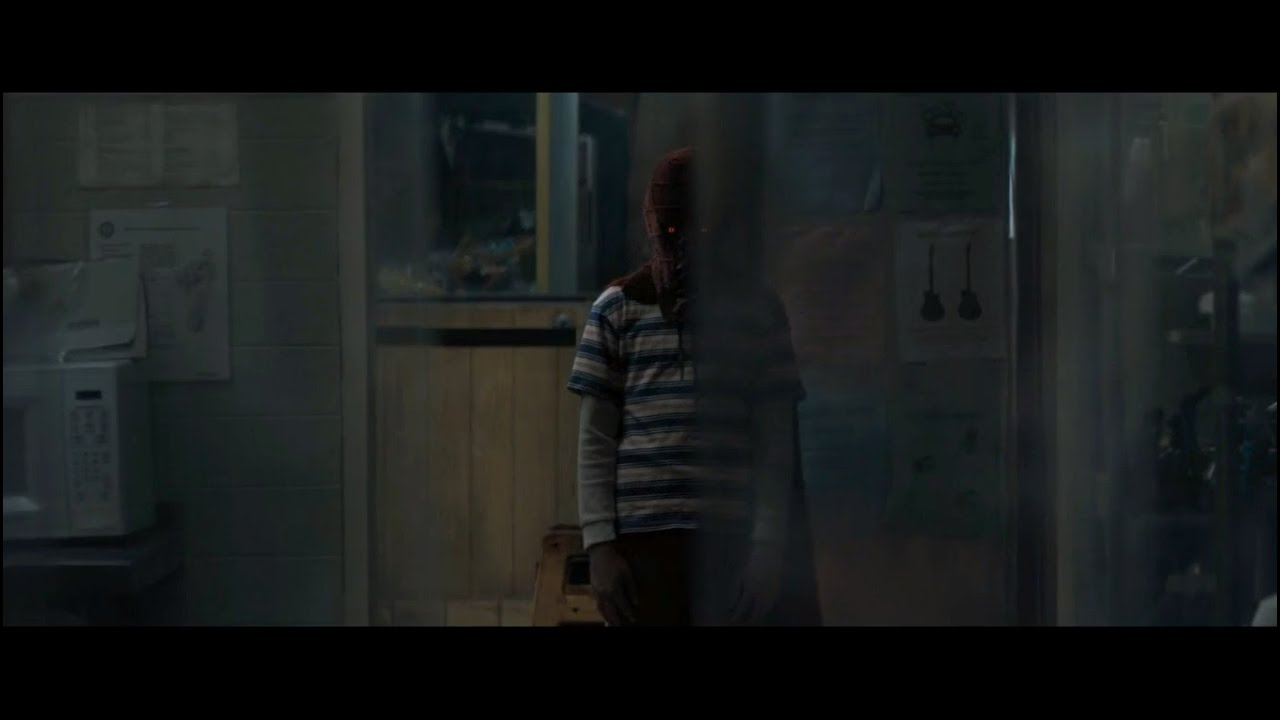 Brandon mata a Erica en la cafetería - BRIGHTBURN (2019) | Jackson A ...