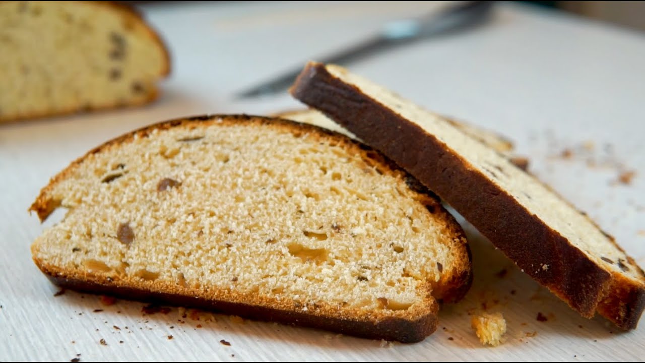 Italian Easter Bread With Anise Seeds & Raisins (Pizza Dolce Di Pasqua ...