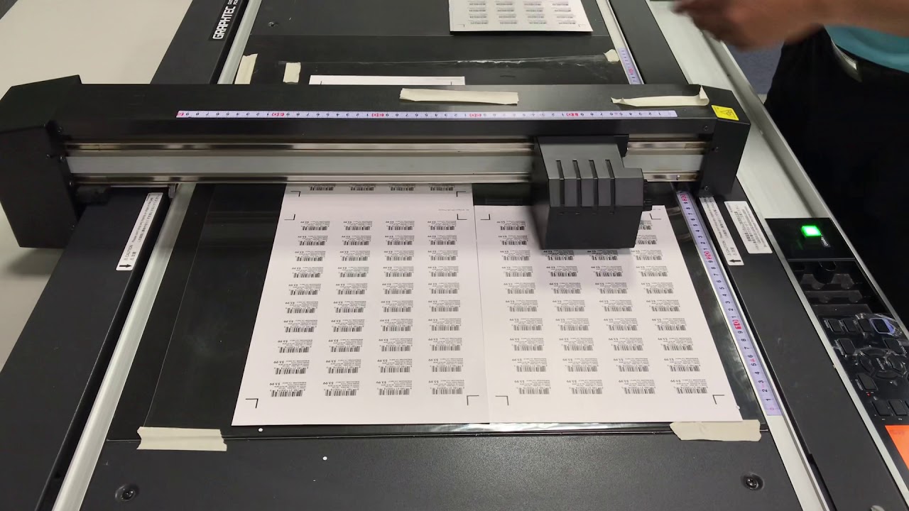 吊卡生產 - YouTube