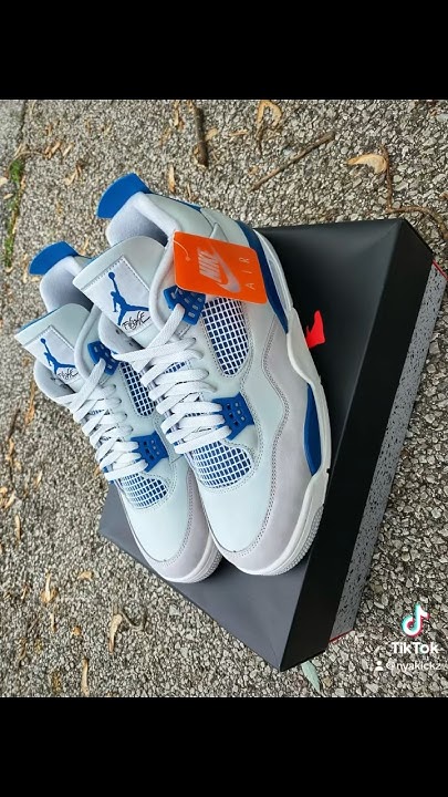 Finally… Military Blue Retro 4s 🔵⚪️🔥 #Retro4 #Retros #Jordans #Militaryblue4s #Og #Sneakerhead ...