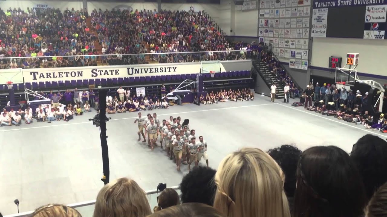 FarmHouse Yell Tarleton State University 2015 - YouTube