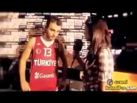 12 Dev Adam - Kim Soruyor ? 2011 Avrupa Şampiyonası .