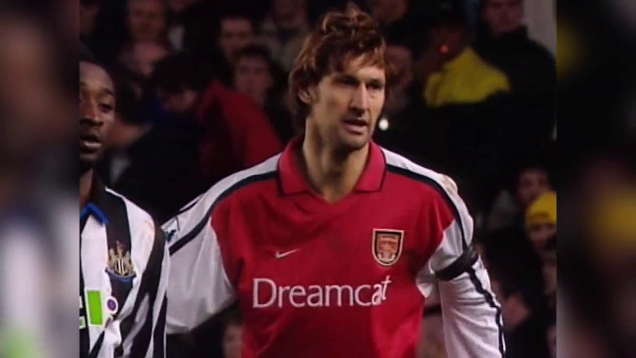 Arsenal vs Newcastle | 5-0 | 2000/01 [HQ] - YouTube