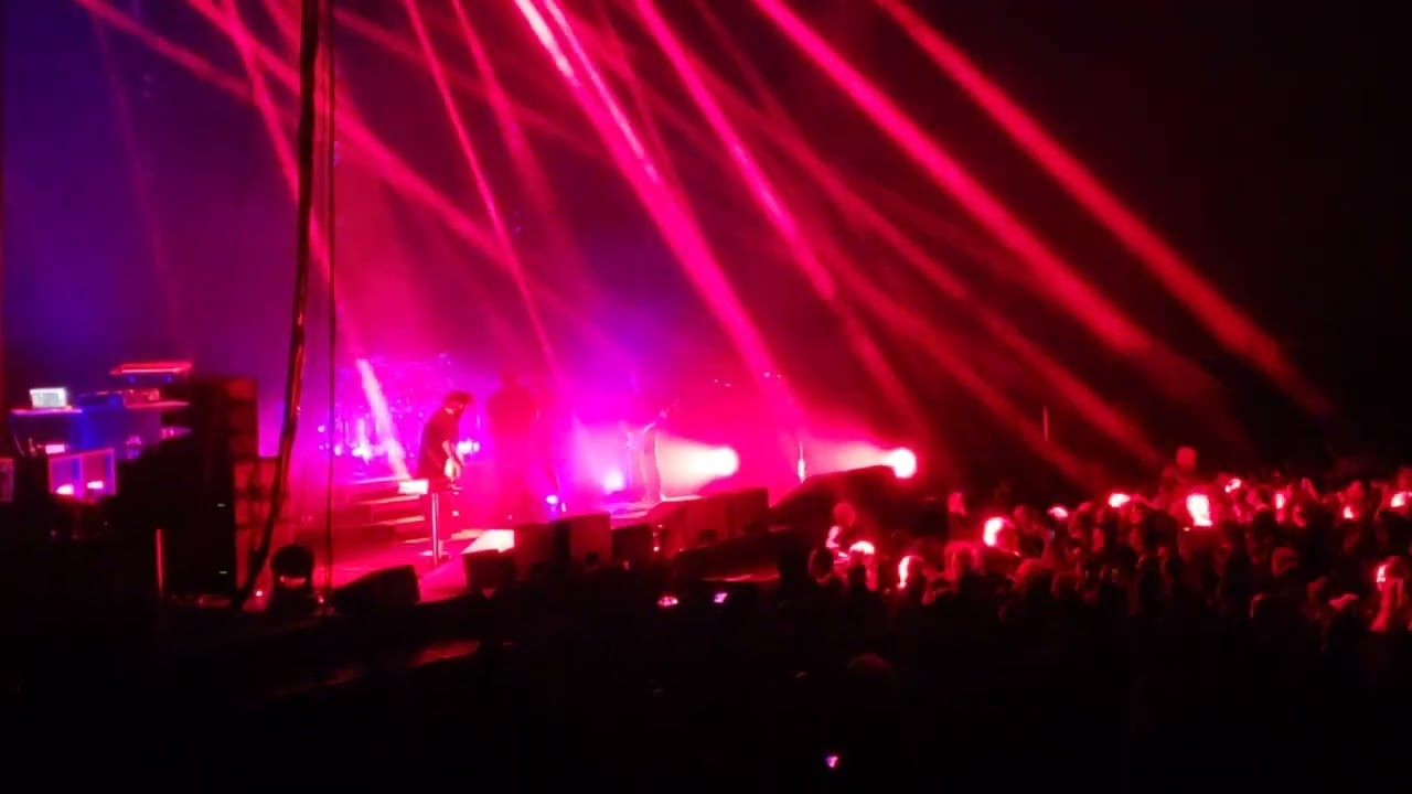 Deftones - Lovers LIVE DEBUT ENCORE Portland, OR - YouTube