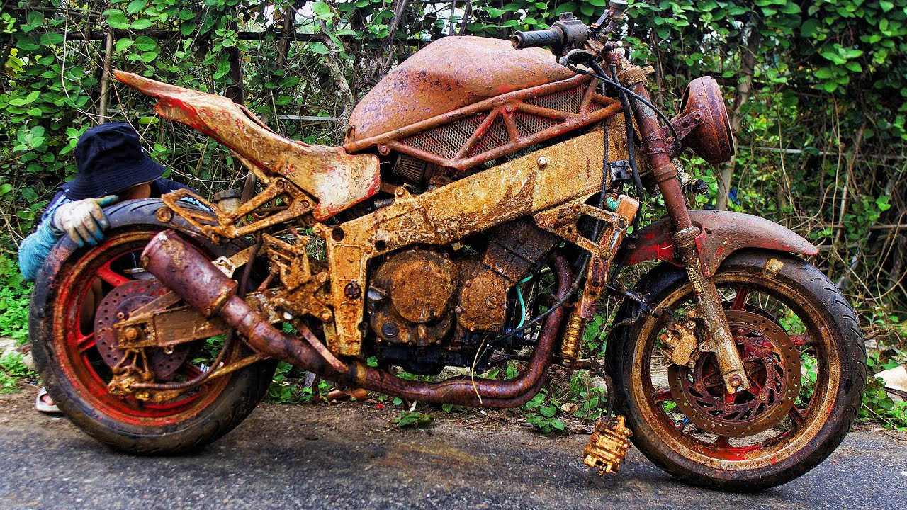Fully restoration rusty KAWASAKI Z900 super motorbike with speed ...