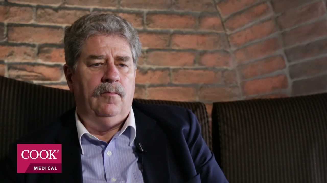 Barry Thomas on social media and Gen Y - YouTube