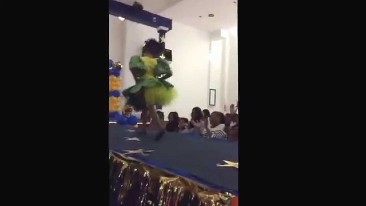 Miss Tutu fashionshow 2014 - YouTube