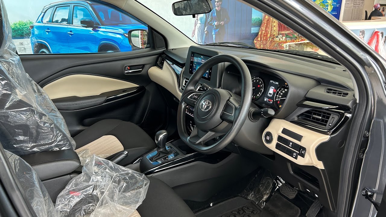 2024 BEST FAMILY CAR 😍 New Toyota Glanza G AMT ️ Detailed Review In ...